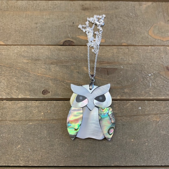 Handmade | Jewelry | Handmade Natural Shell Owl Necklace | Poshmark
